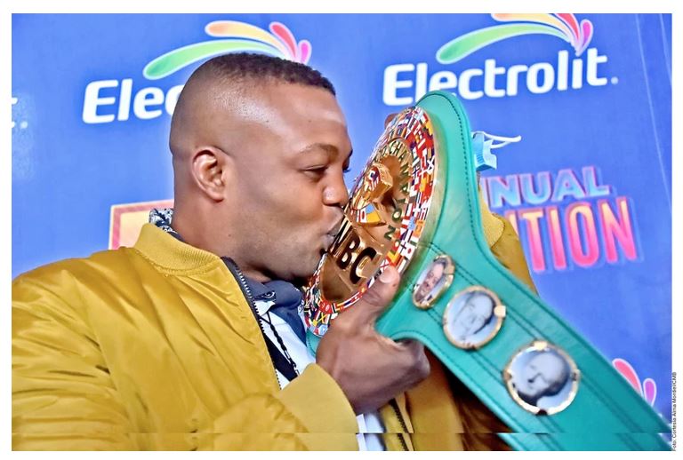 ¿Quién es Ilunga Makabu?, el próximo campeón que tiene Canelo Álvarez ...